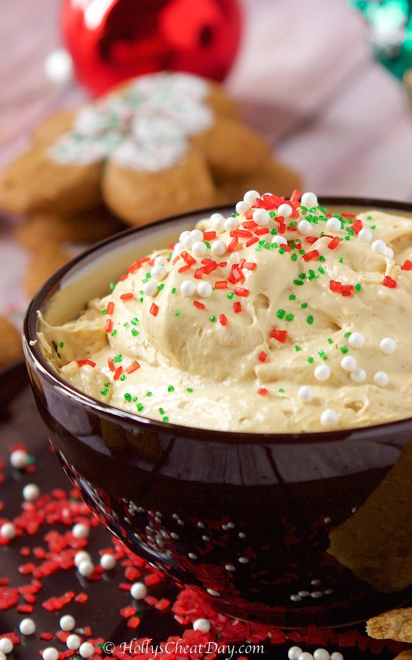 Blogmas Day 1: Easy Gingerbread Dip - HOLLY'S CHEAT DAY